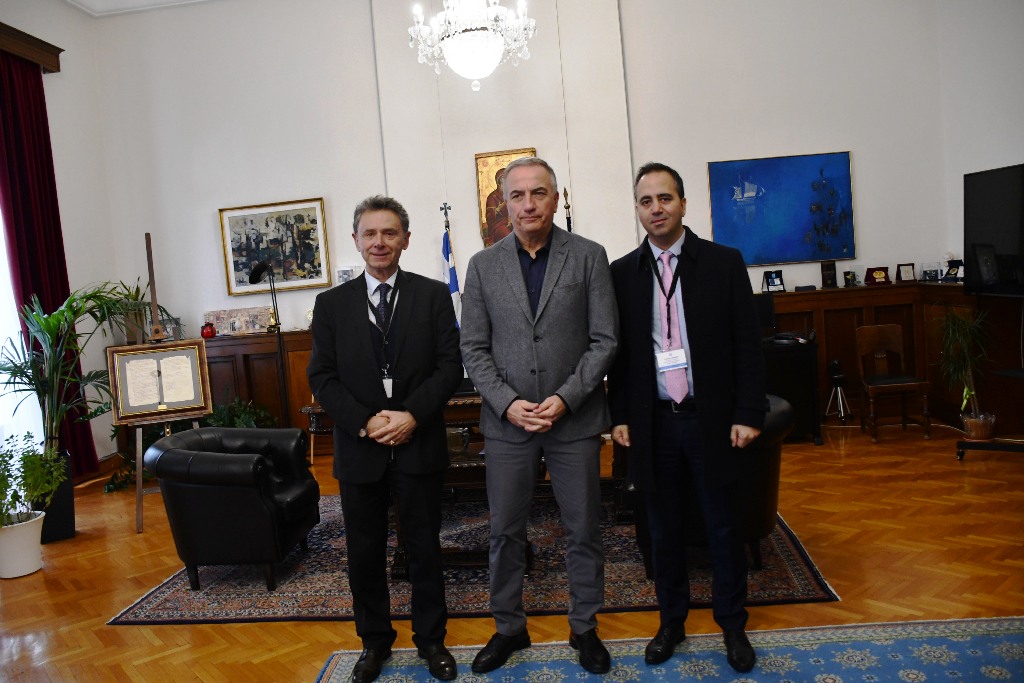 Εθιμοτυπική συνάντηση του Υφυπουργού Εσωτερικών, αρμόδιου για θέματα ...