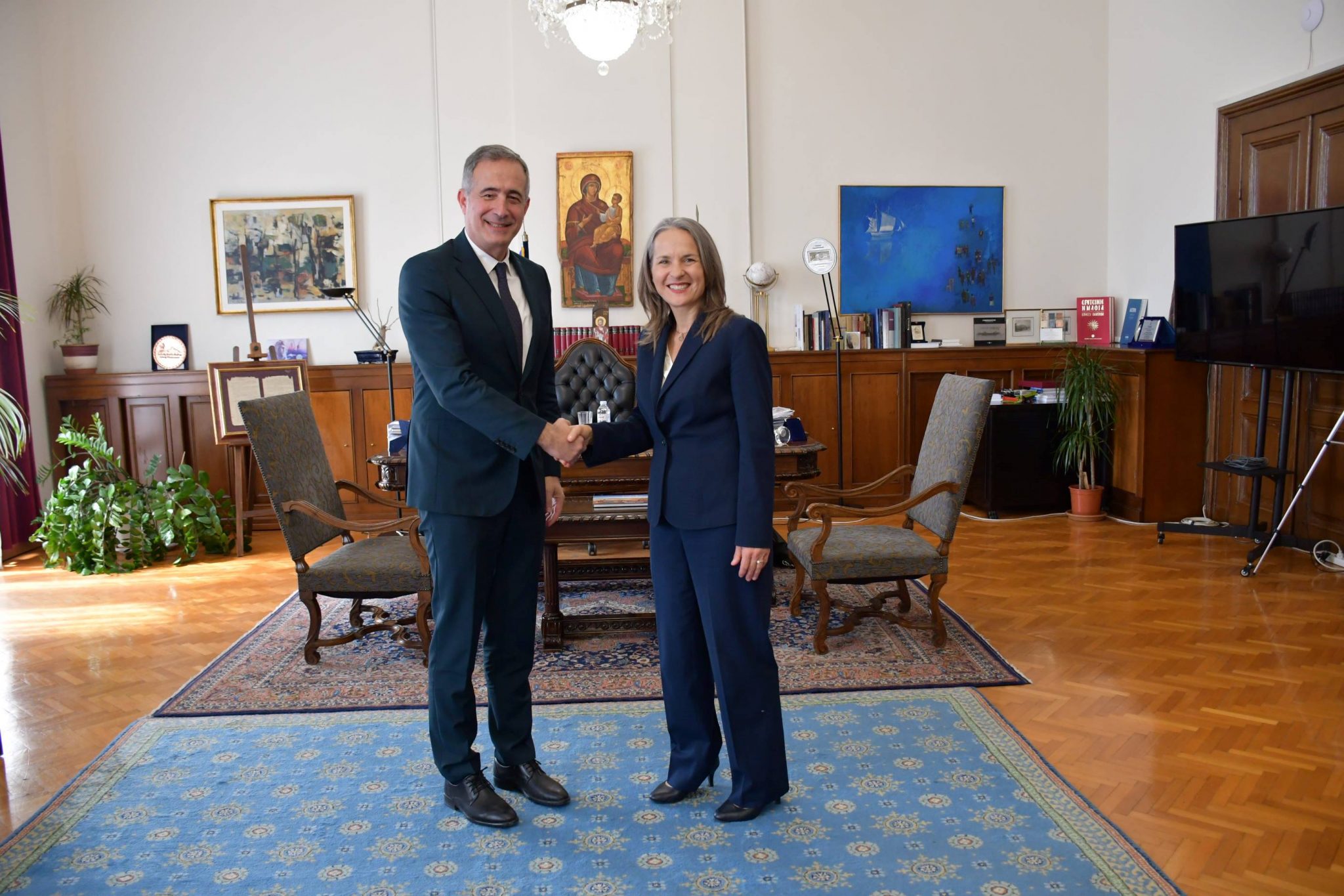 Συνάντηση του ΥΜΑΘ, Στάθη Κωνσταντινίδη, με την Επιτετραμμένη της ...